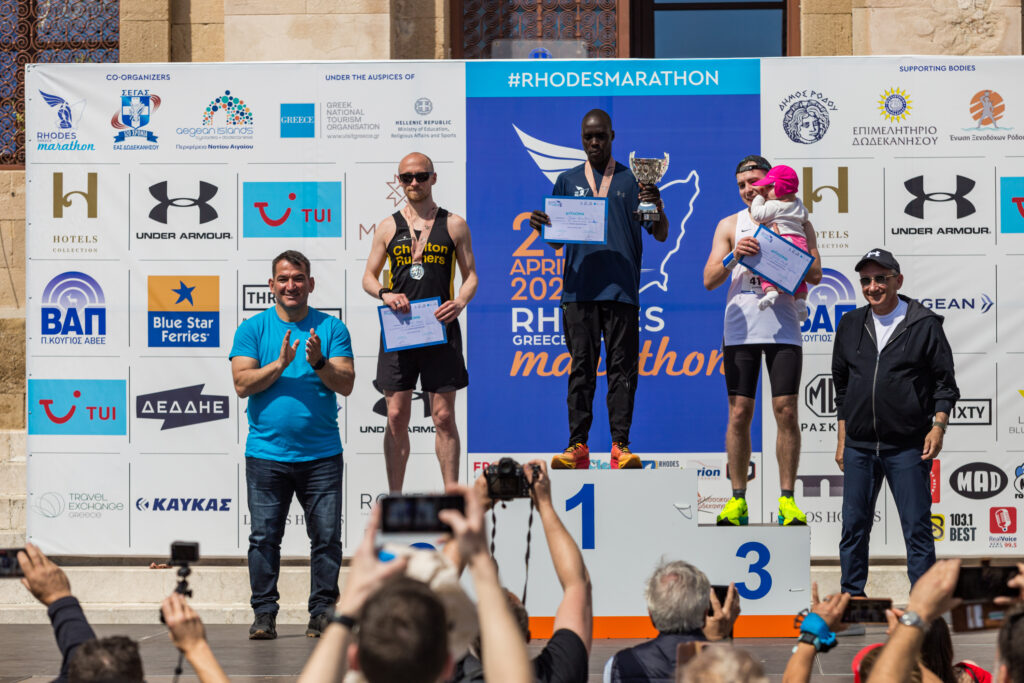 10 Χρόνια TUI Μαραθώνιος Ρόδου: Η Περιφέρεια Νοτίου Αιγαίου θεμέλιος λίθος της επιτυχημένης ...