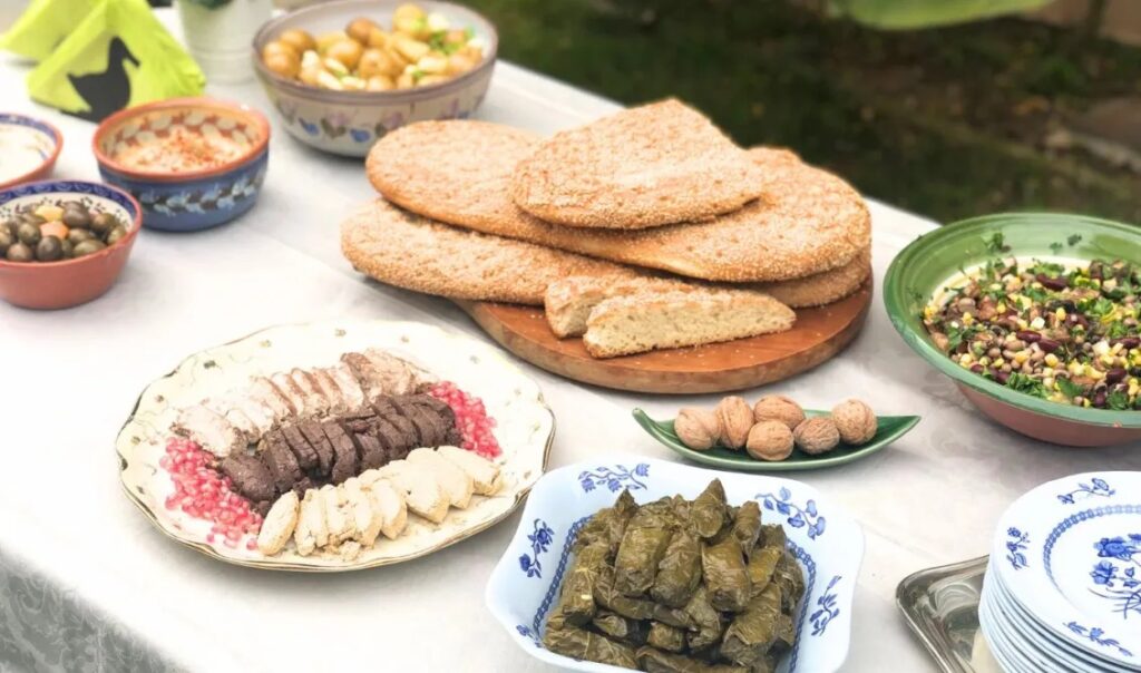 Τόσο θα κοστίσει το τραπέζι της Καθαράς Δευτέρας με τις αγαπημένες ...